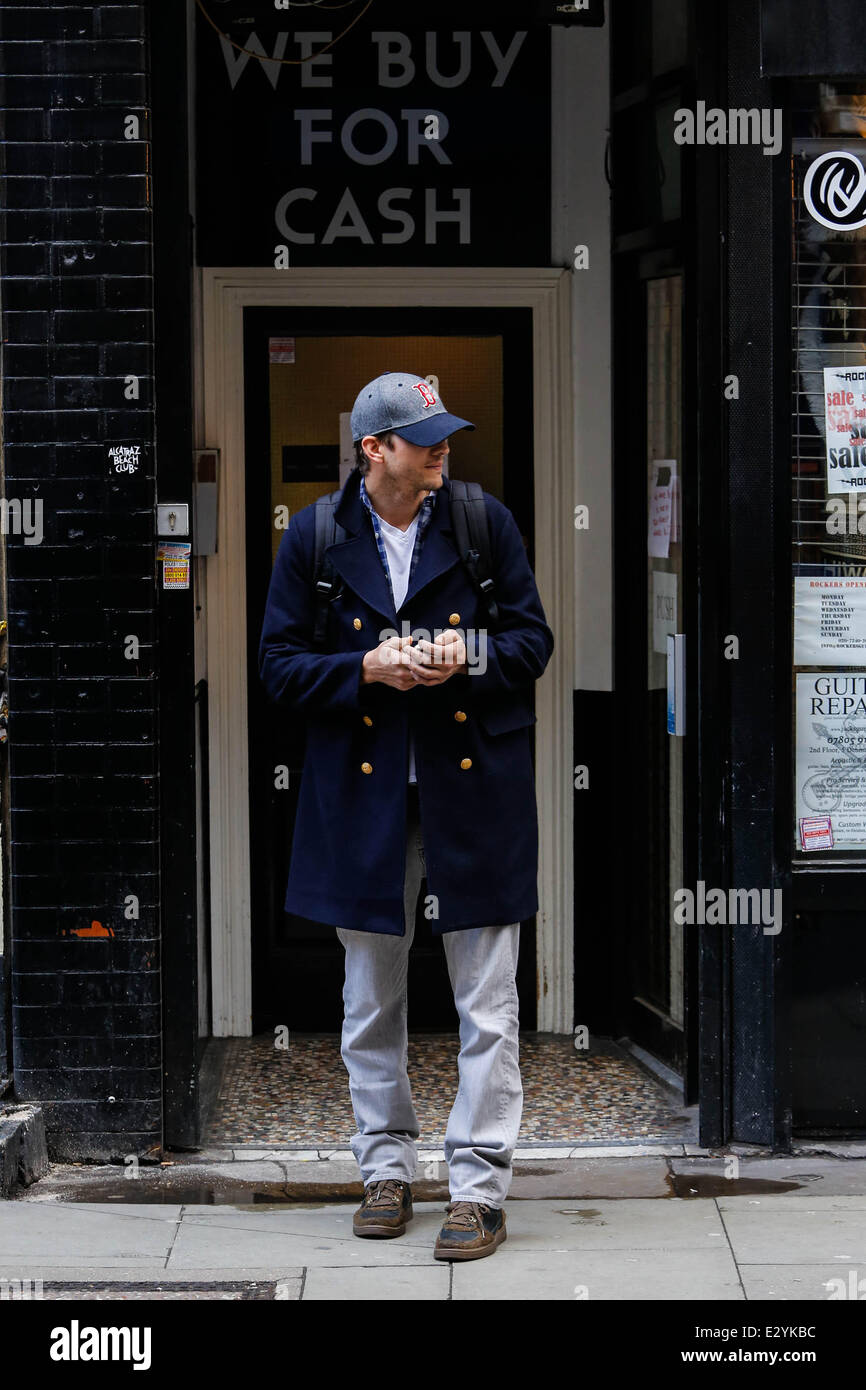 Ashton Kutcher spotted out and about in central London Featuring ...