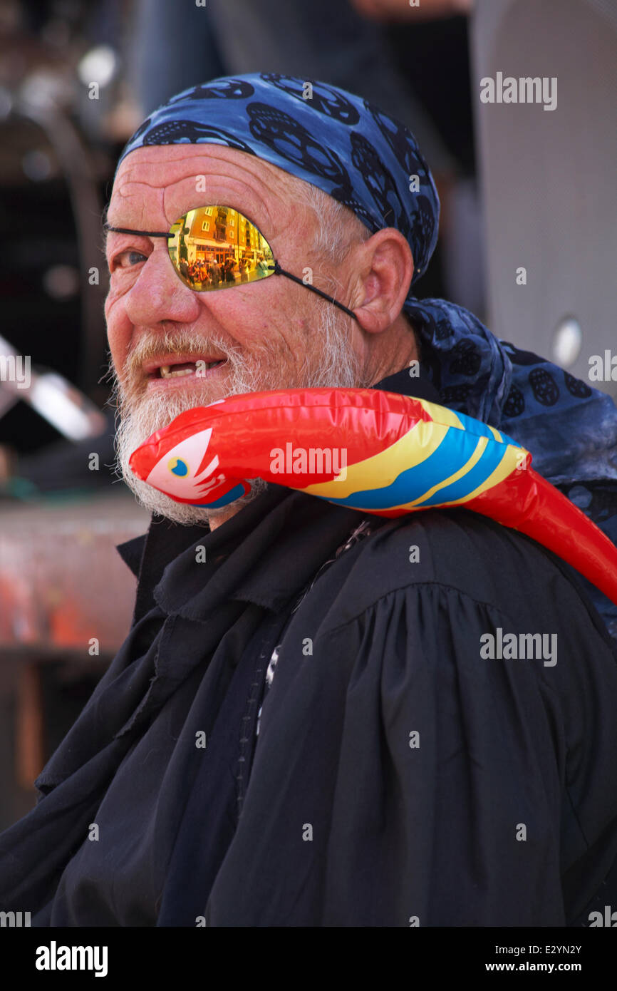 Pirate with eye patch and parrot on shoulder at Harry Paye Day, Poole ...