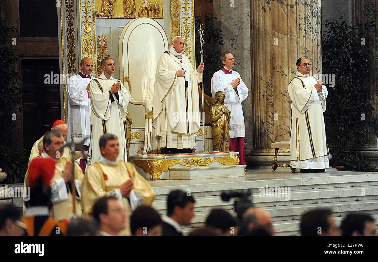 Pope Francis celebrates Mass at Papal Basilica of St Paul Featuring ...