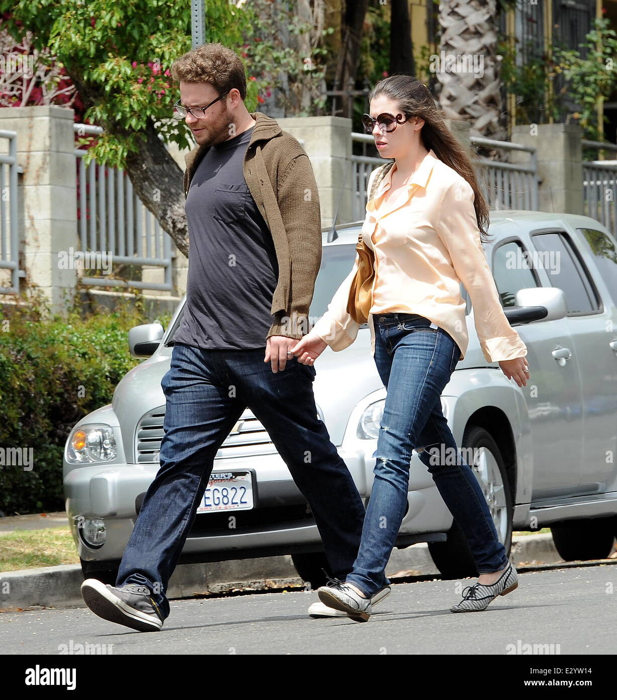 Actor Seth Rogen gets a surprise visit on his birthday from his wife ...