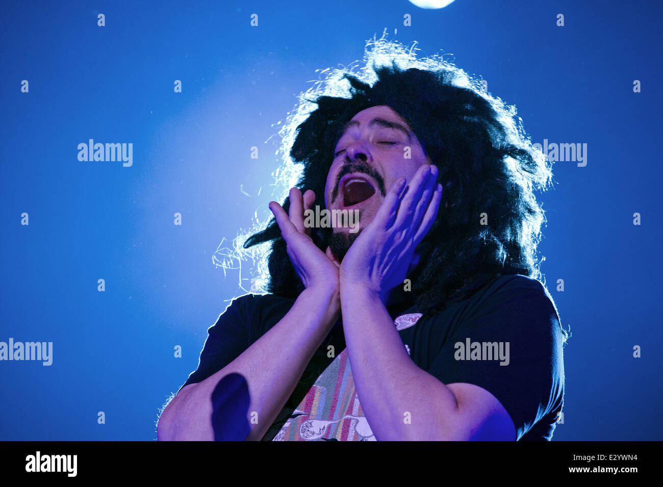 Counting Crowes perform live at the Heineken Music Hall. Featuring ...