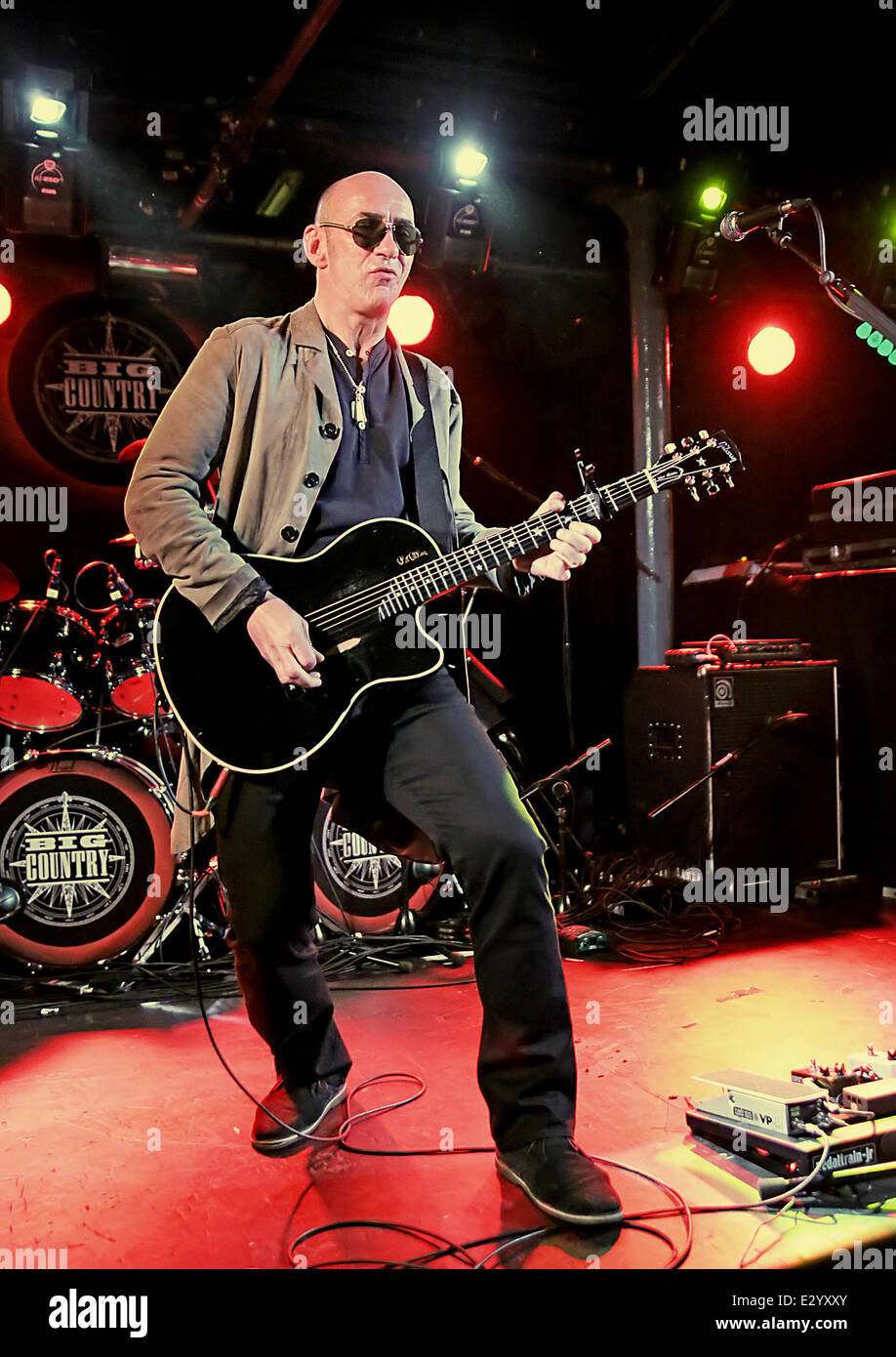 Simon Townshend, younger brother of The Who's Pete Townshend ...