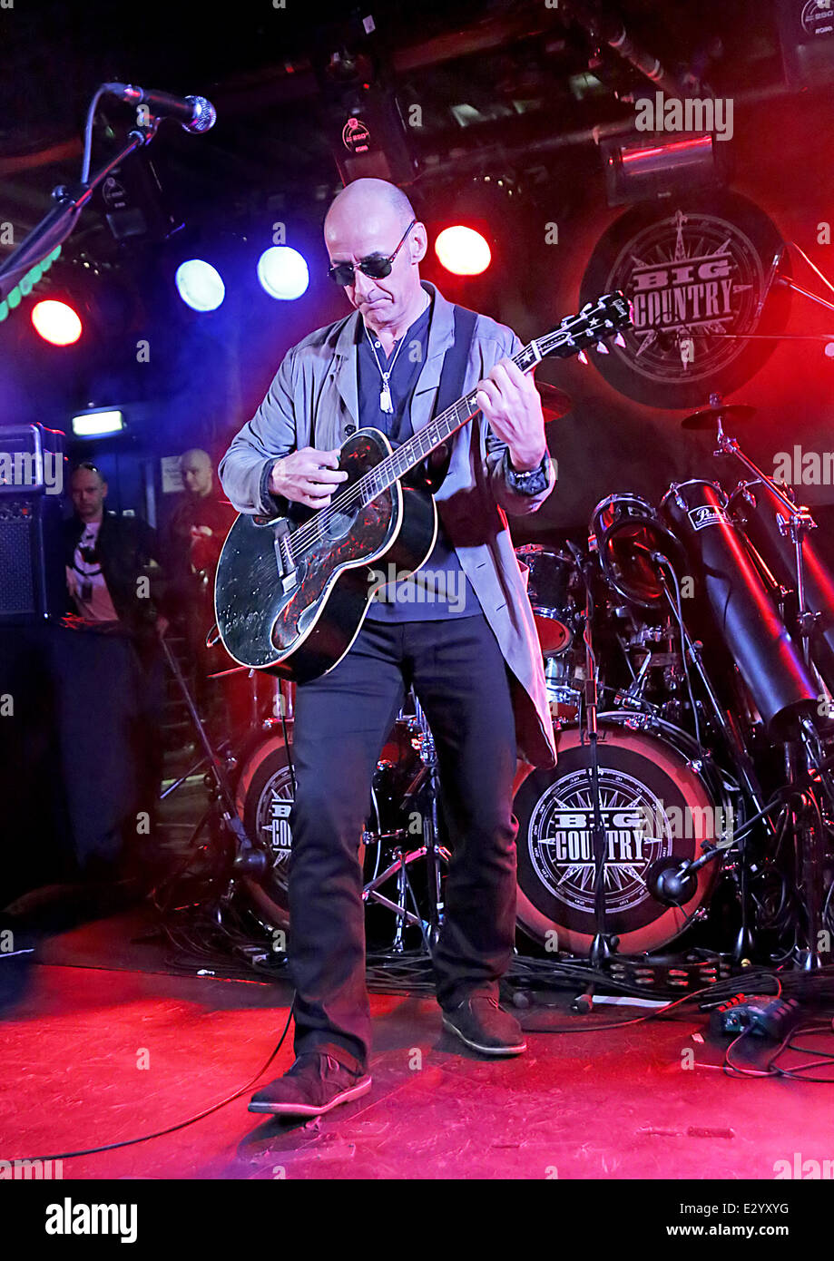 Simon Townshend, younger brother of The Who's Pete Townshend ...