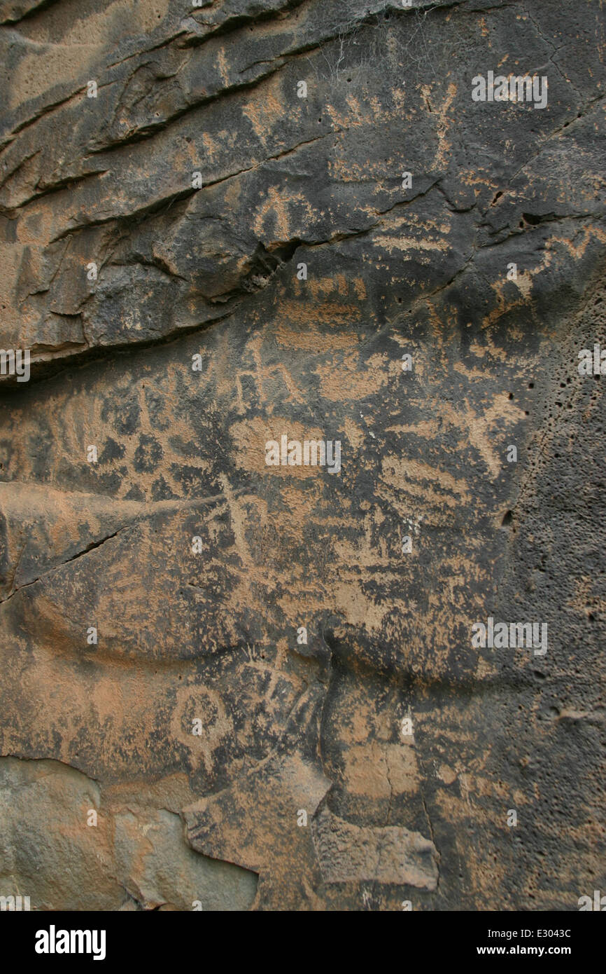 Keyhole Sink in the Williams Ranger District features significant ...