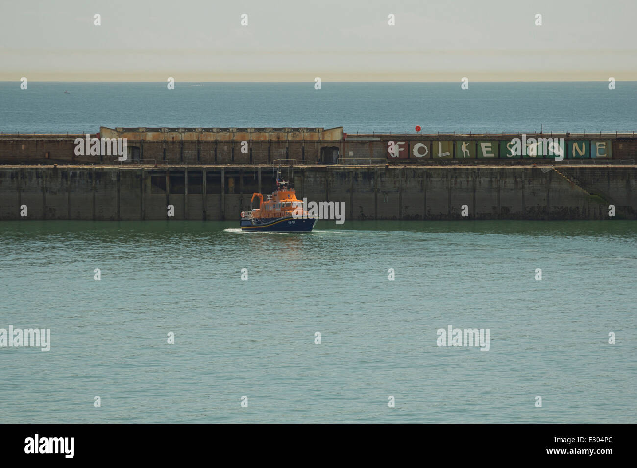 Folkestone lifeboat hi-res stock photography and images - Alamy