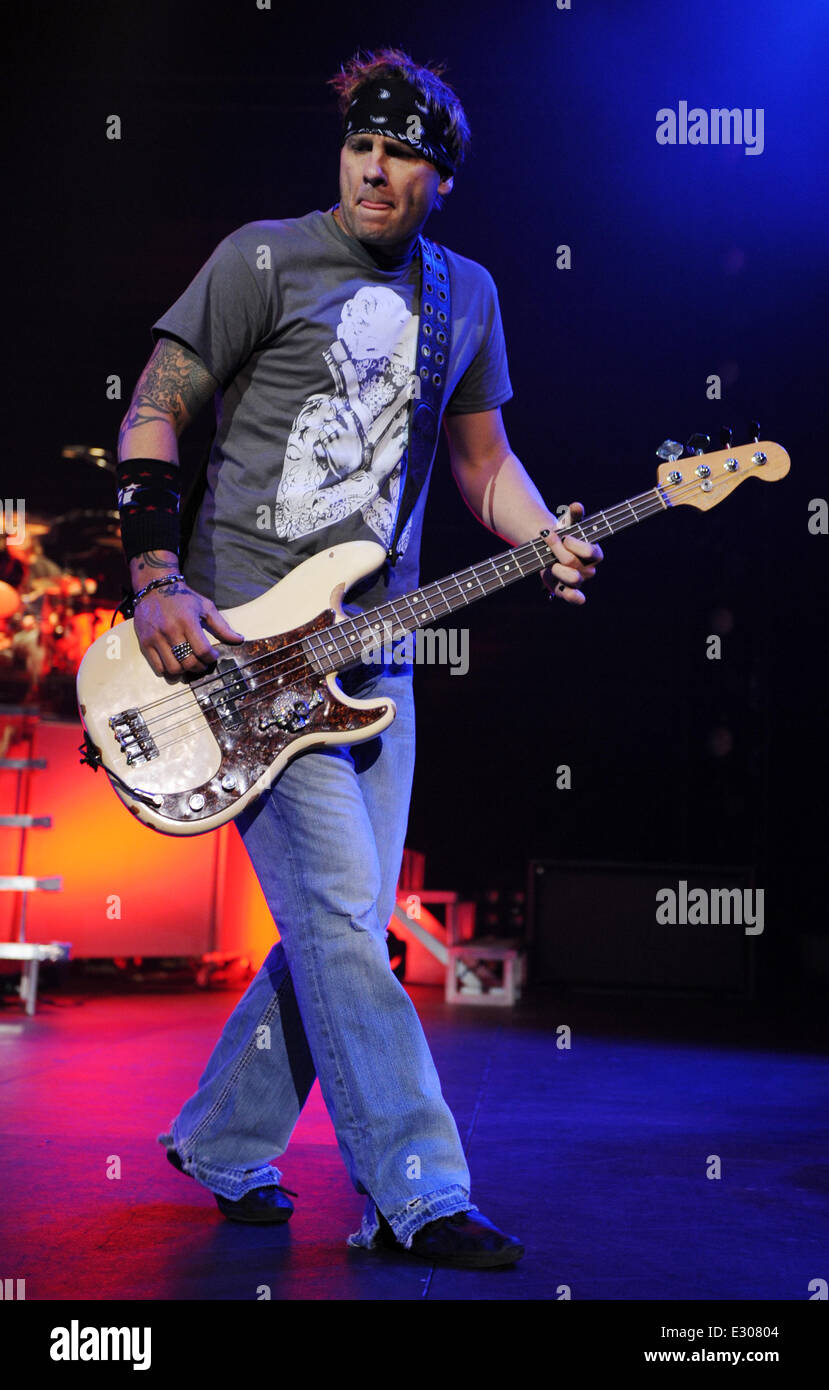 Robert Todd Harrell of 3 Doors Down appears at the Hard Rock Live ...