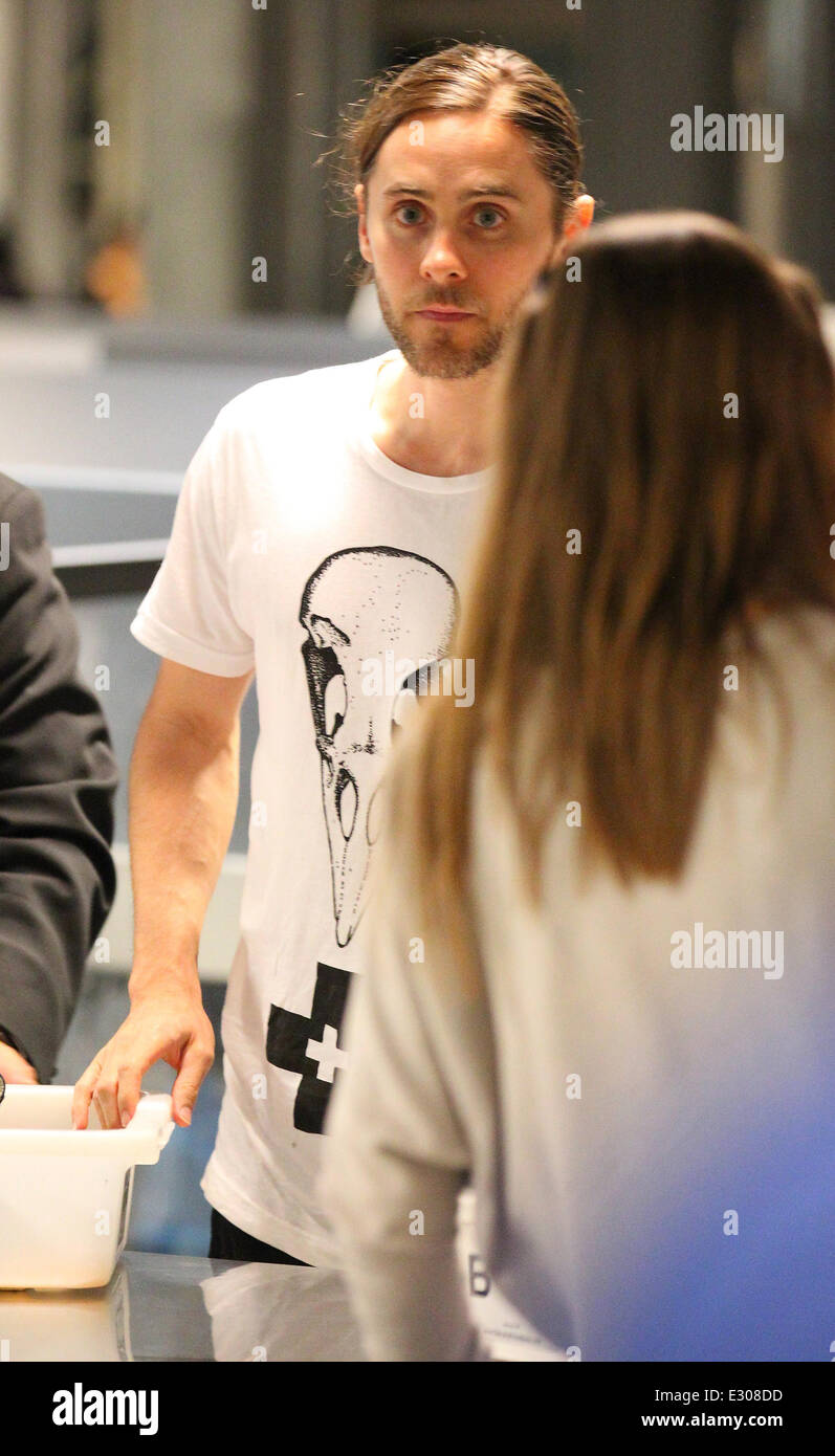 Jared Leto ass through the security check point at Los Angeles ...