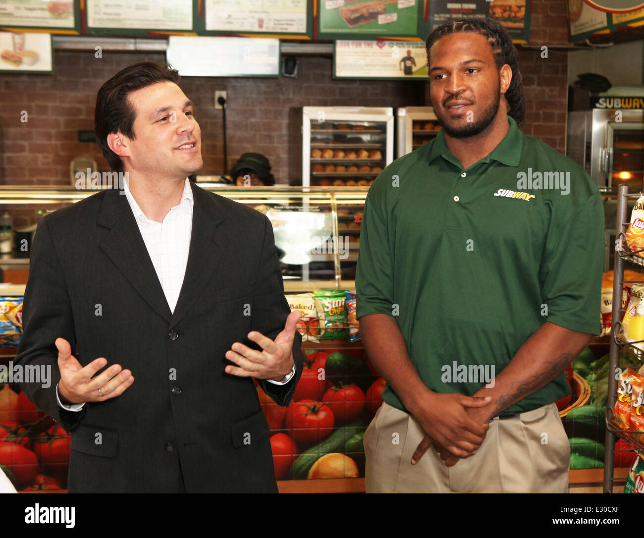 Top NFL draft prospect Jarvis Jones unveils a life size food sculpture ...
