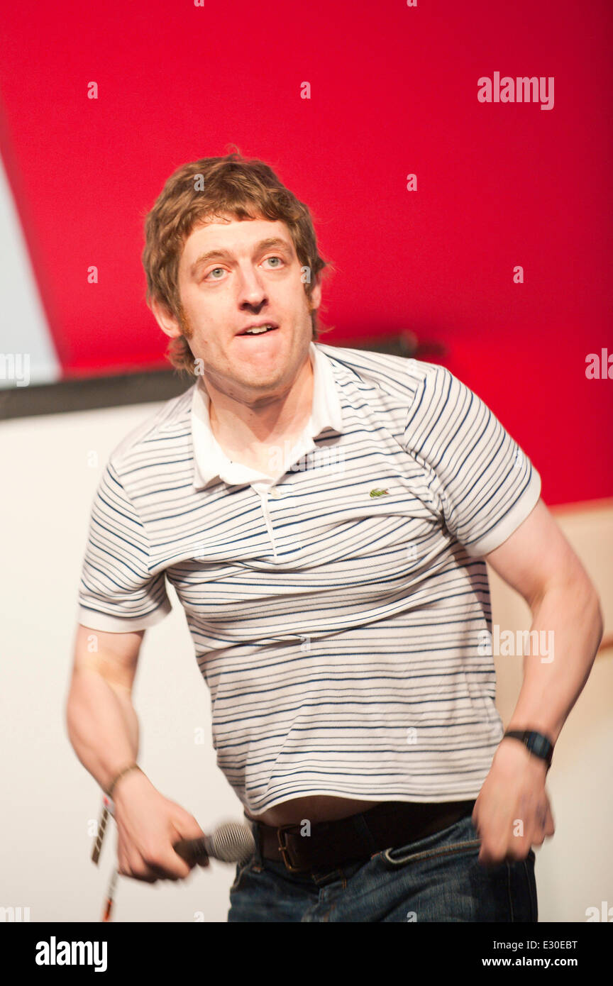 Brilliant comedian hi-res stock photography and images - Alamy