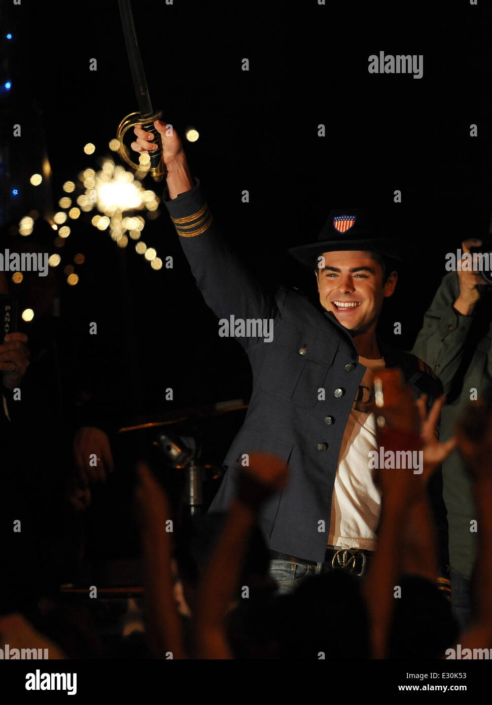 Zac Efron dressed in a confederate soldier uniform while filming a ...