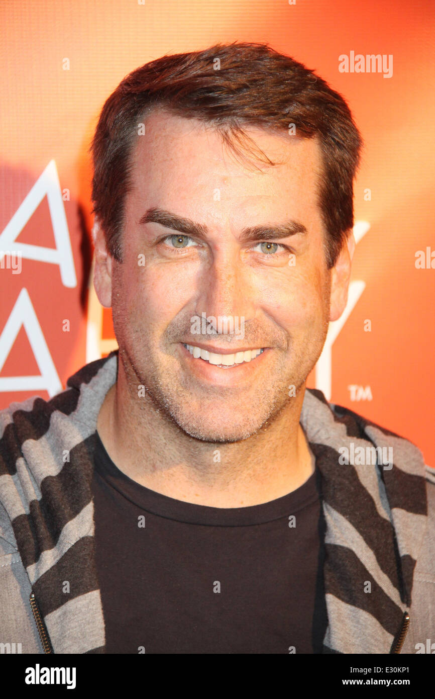 Hilarity For Charity Benefiting The Alzheimer's Association Featuring ...