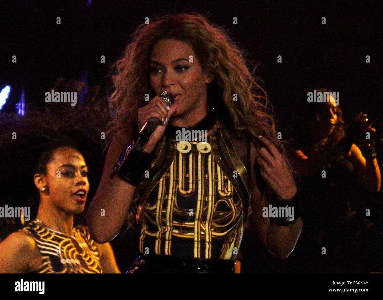 Beyonce performs live in concert at the LG Arena in Birmingham ...