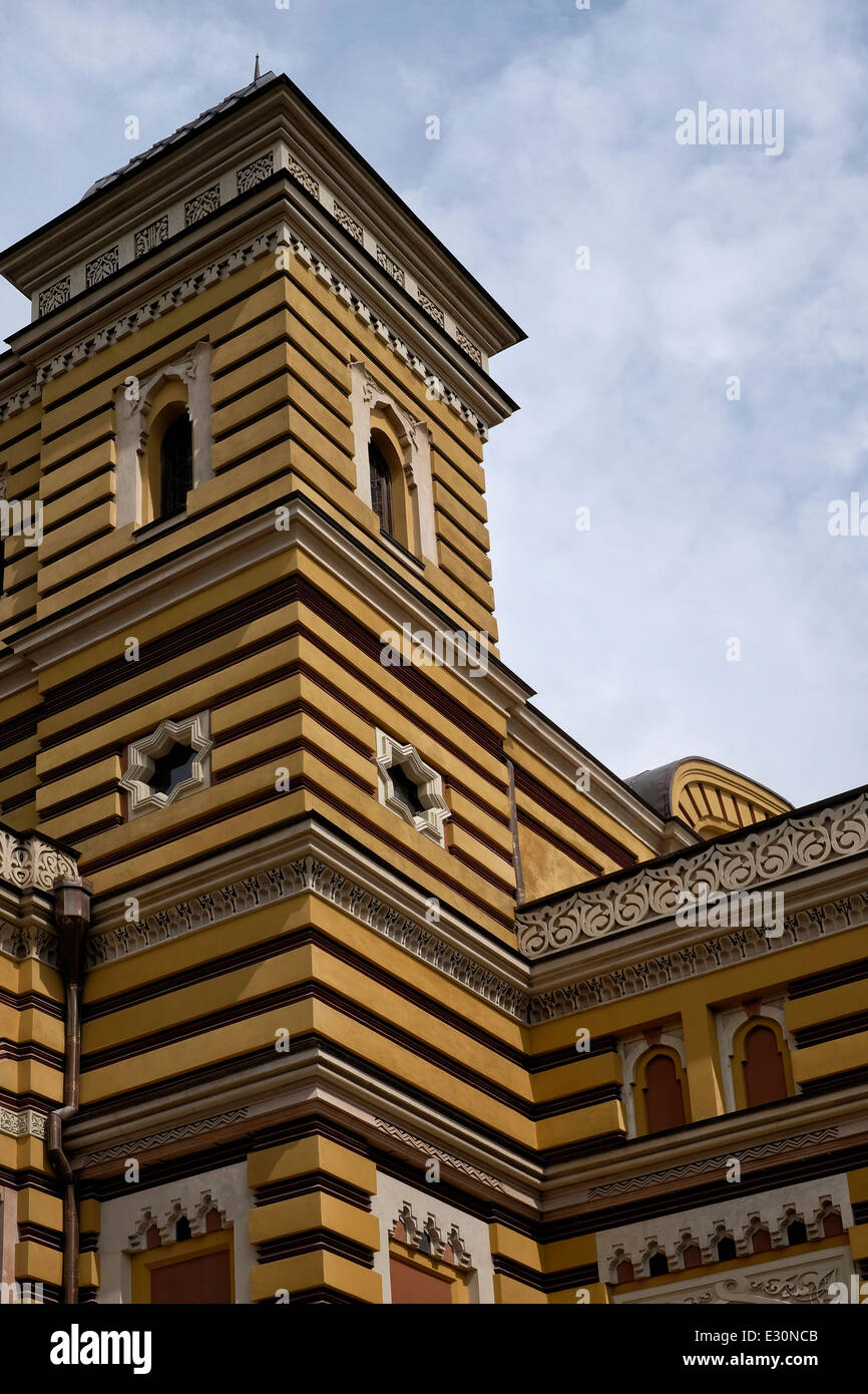 Academic opera house hi-res stock photography and images - Alamy