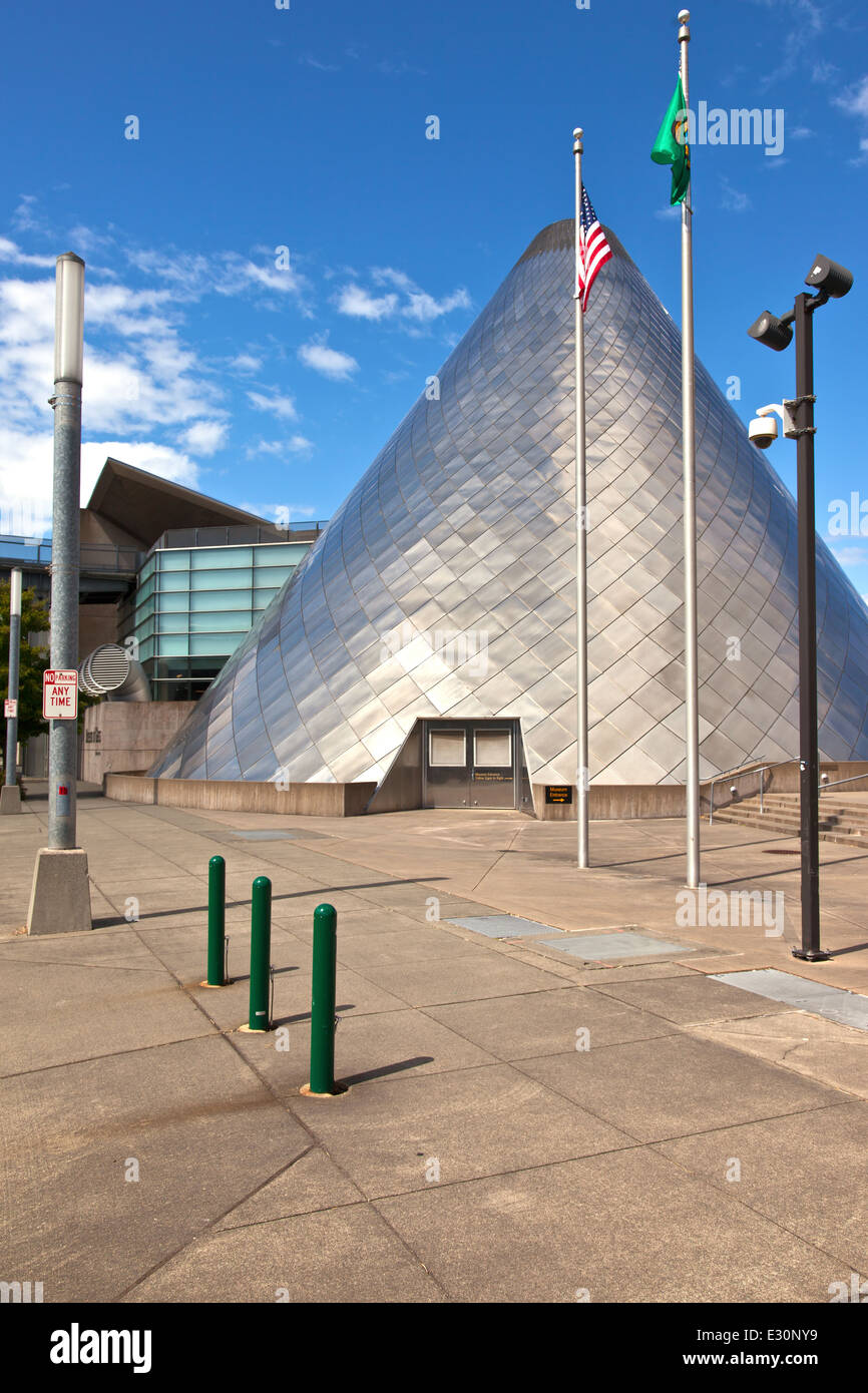 Cone shaped building hi-res stock photography and images - Alamy