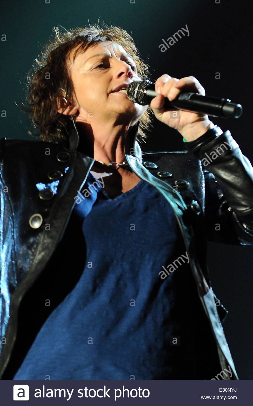 Gianna Nannini Stock Photos & Gianna Nannini Stock Images - Alamy