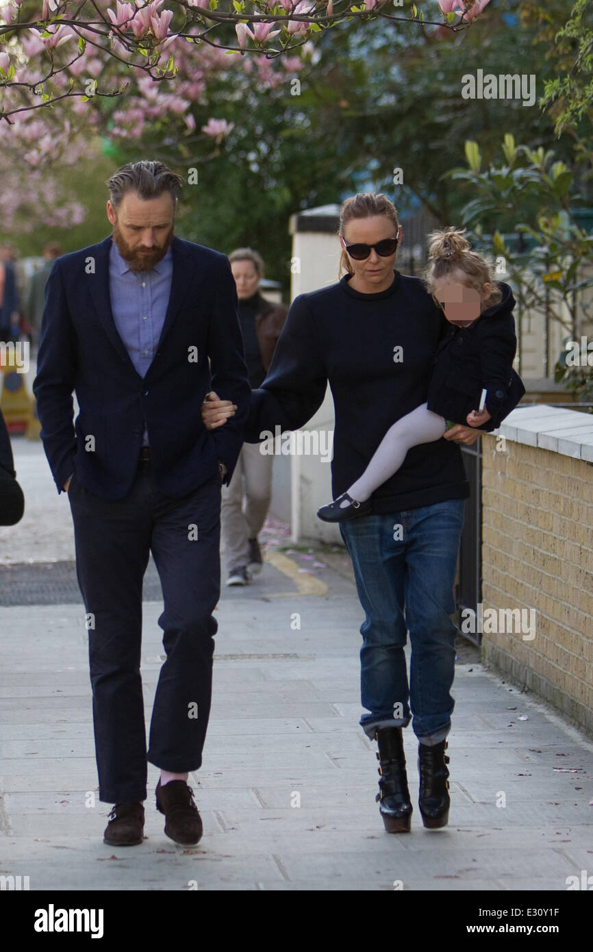 Stella McCartney and husband Alasdhair Willis on the school run in ...