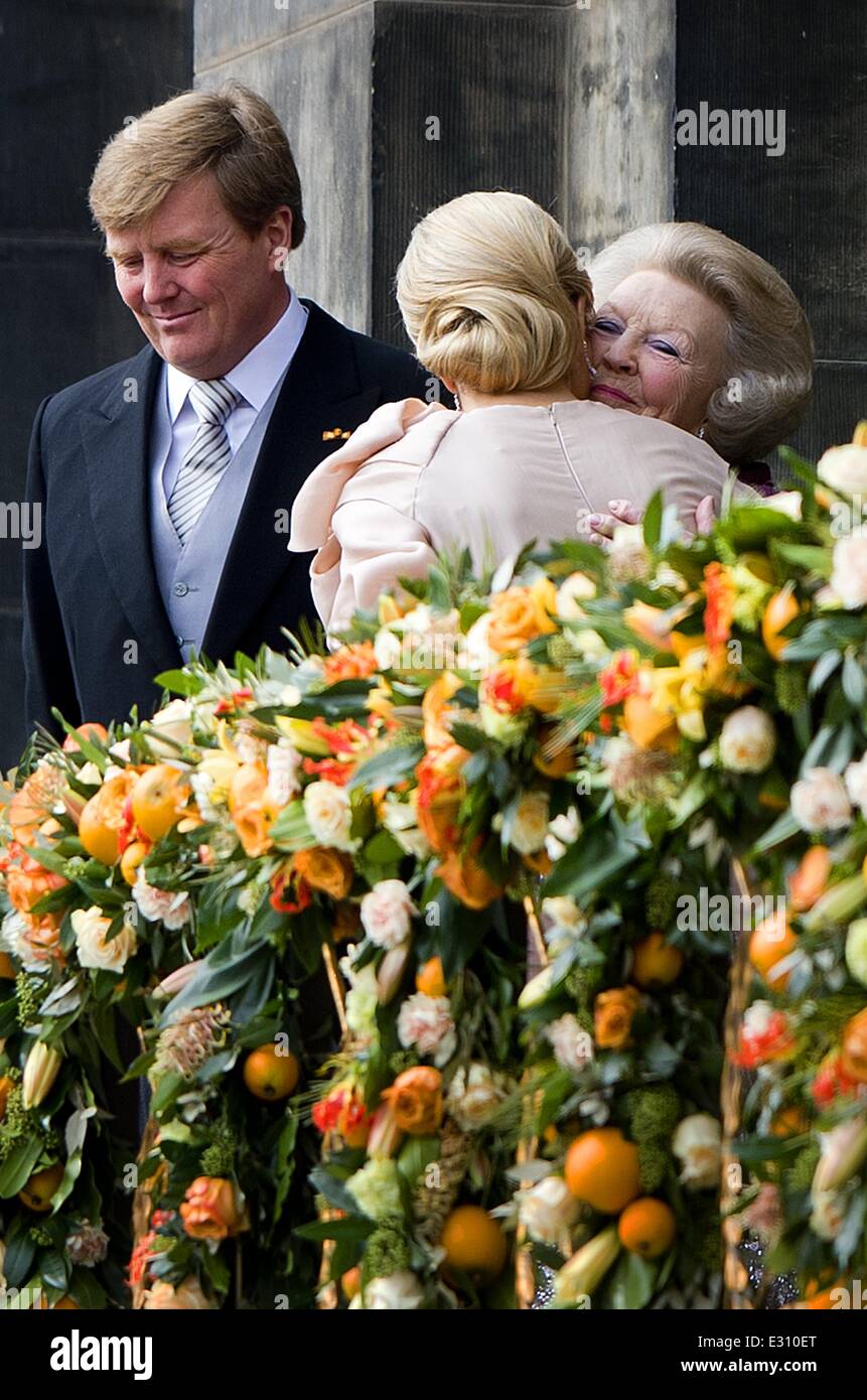Members of the Dutch Royal family greet crowds after the abdication of ...