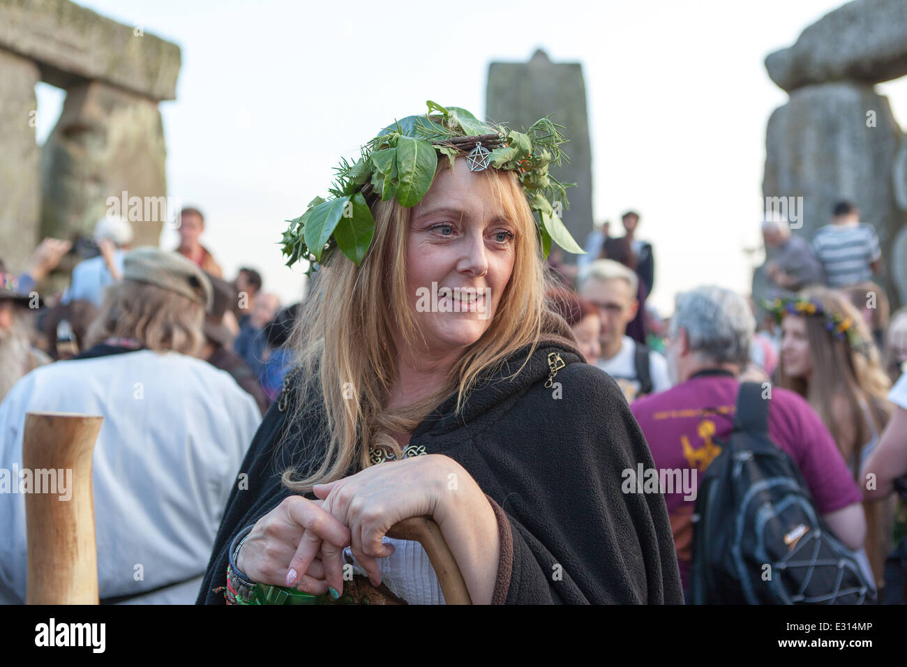 Summer solstice, at Stonehenge, Wiltshire, England Stock Photo - Alamy