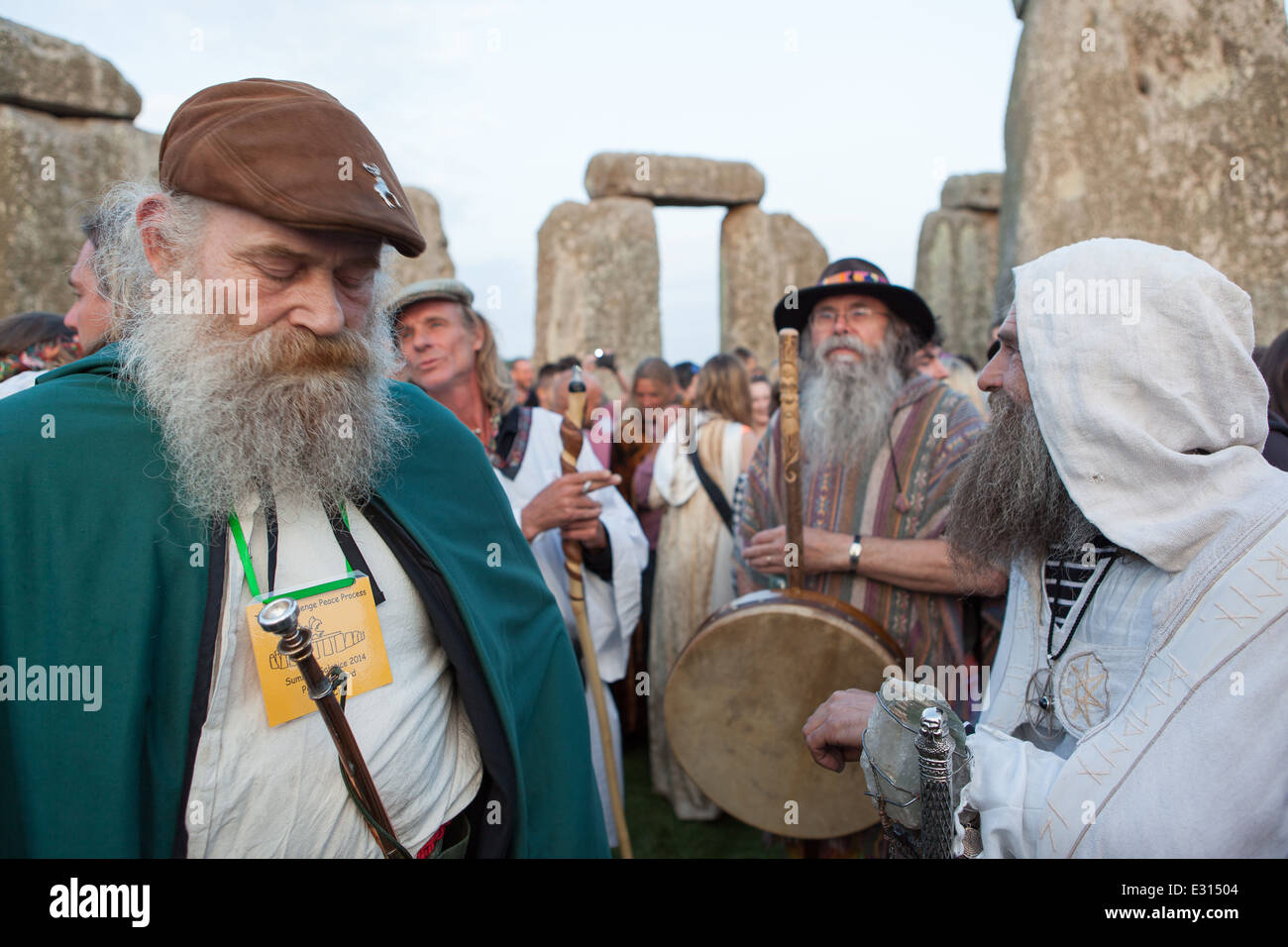 Summer solstice, at Stonehenge, Wiltshire, England Stock Photo - Alamy
