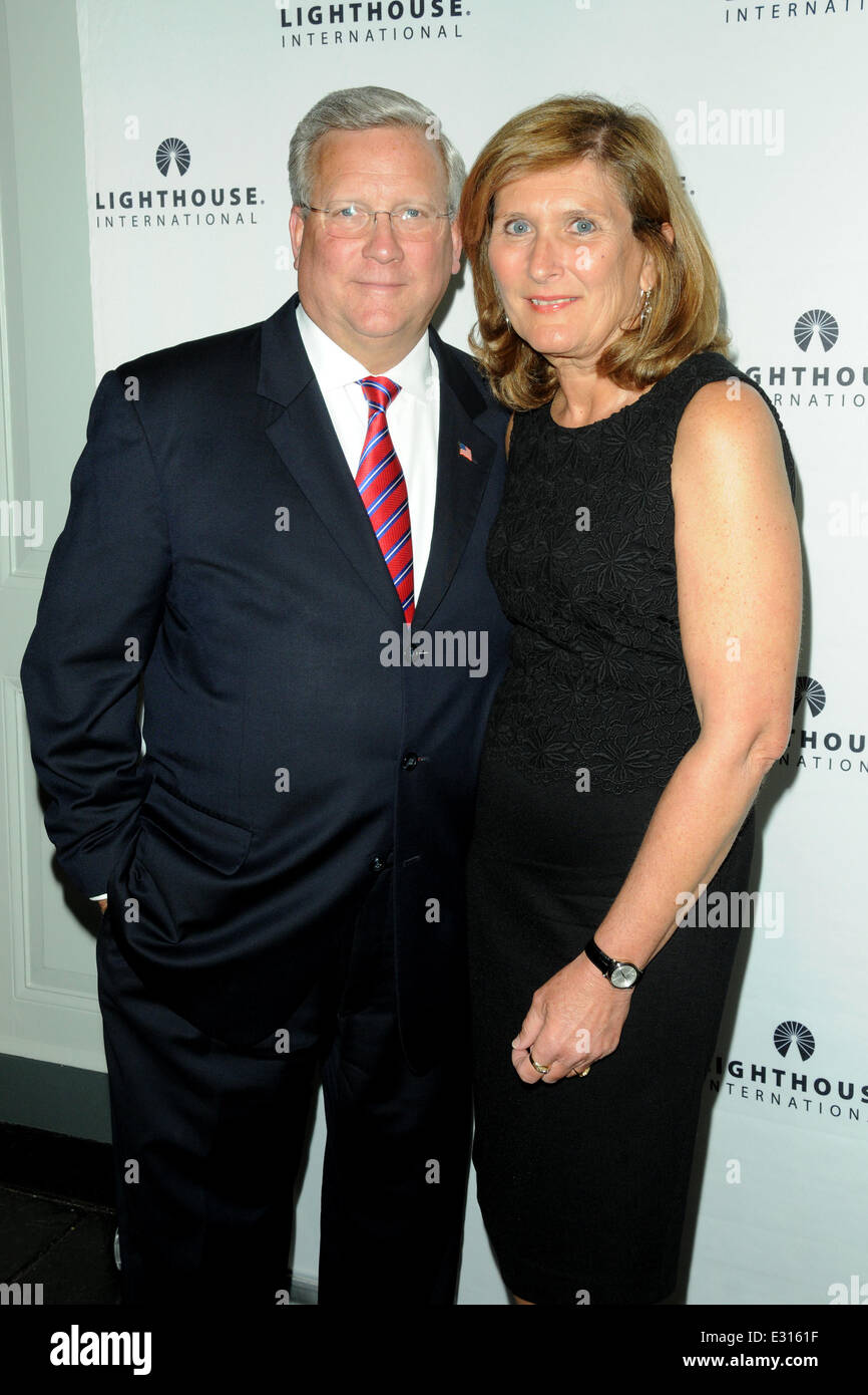 40th Annual 'A Posh Affair' Gala at 583 Park Avenue - Arrivals ...