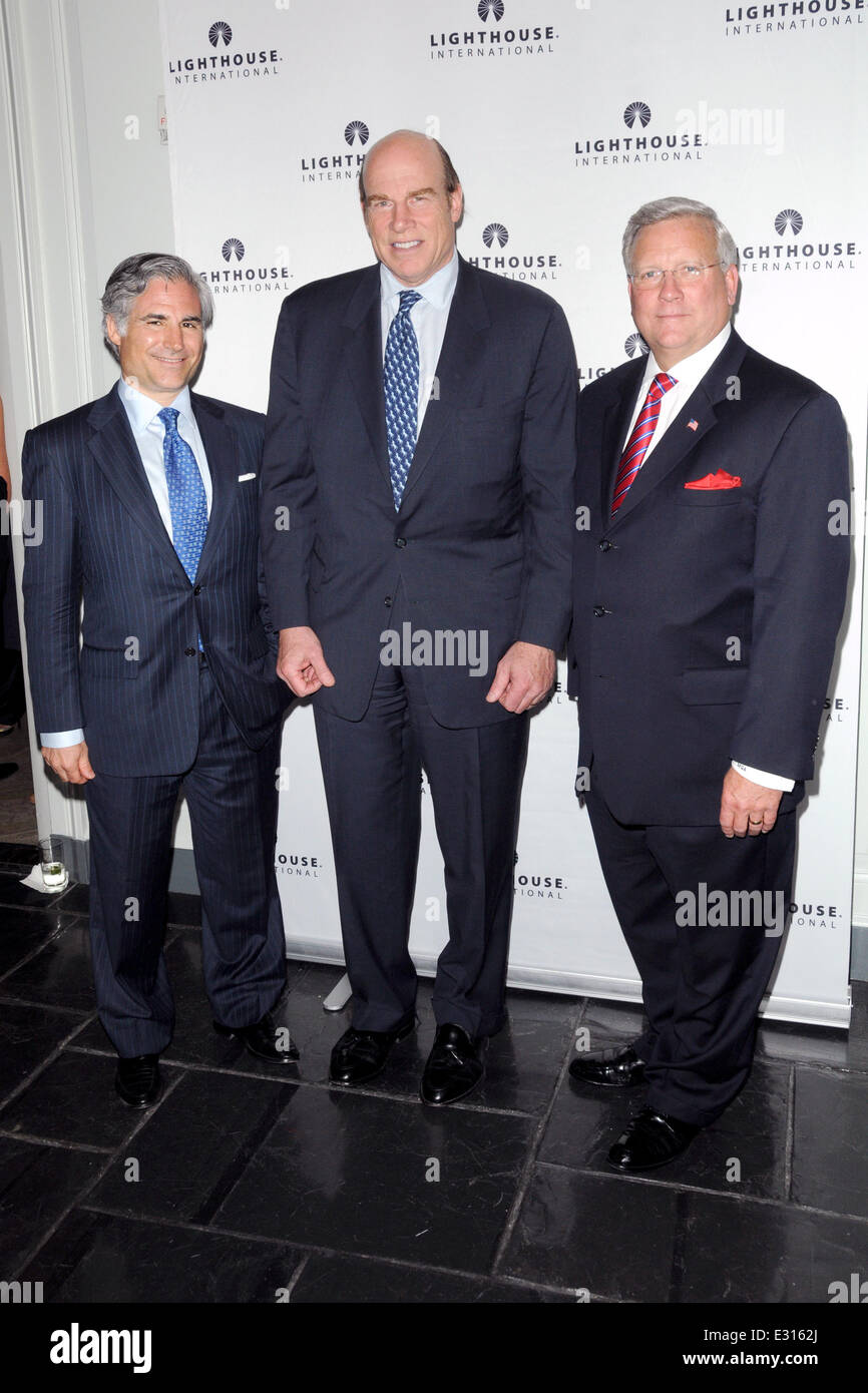 40th Annual 'A Posh Affair' Gala at 583 Park Avenue - Arrivals ...
