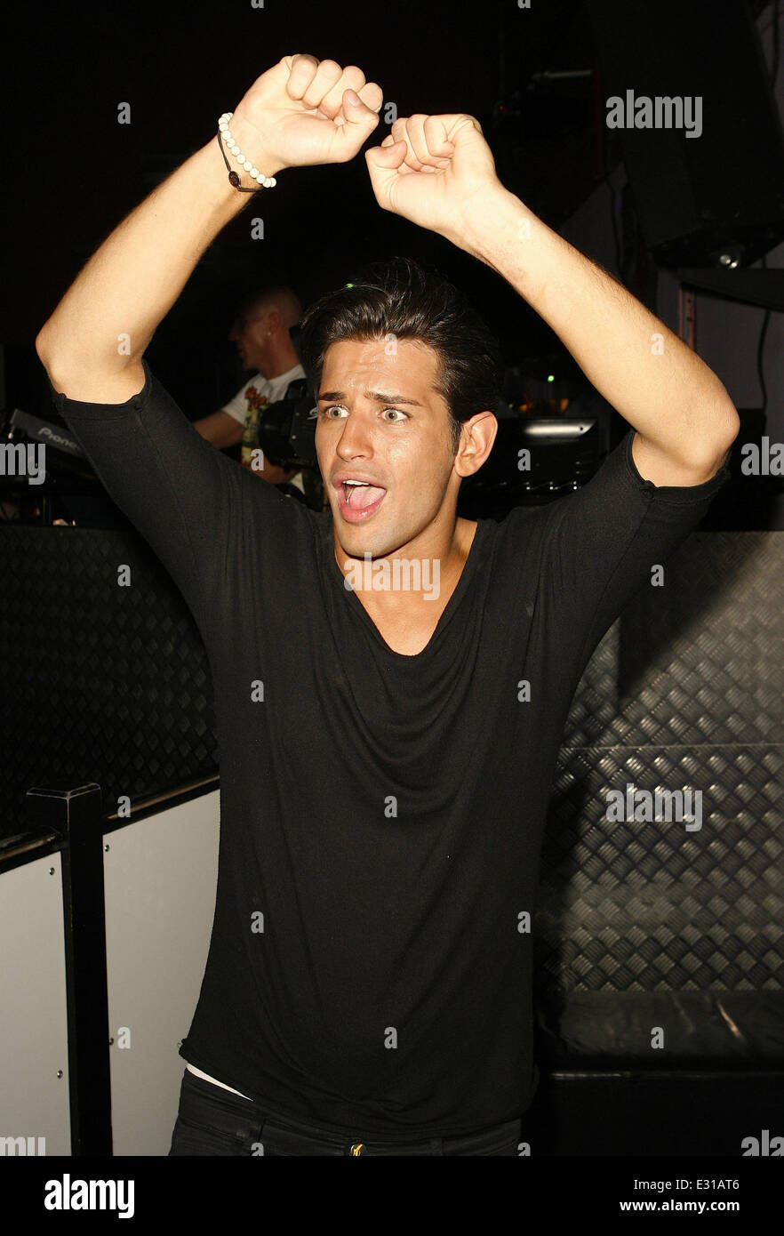 Made in Chelsea star Ollie Locke makes a guest appearance at Pussycats ...