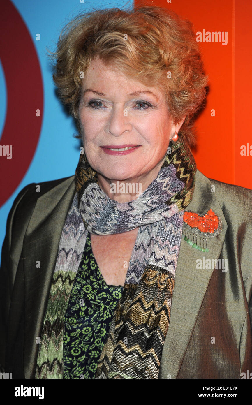 Janet suzman hi-res stock photography and images - Alamy