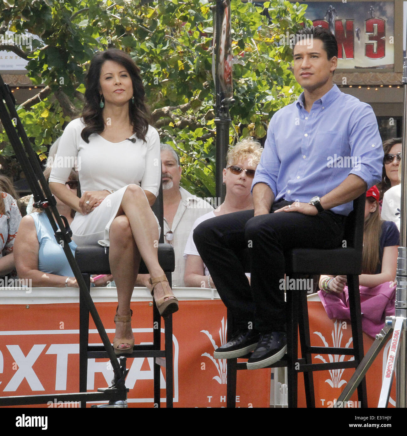 Celebrities grove television show extra High Resolution Stock ...