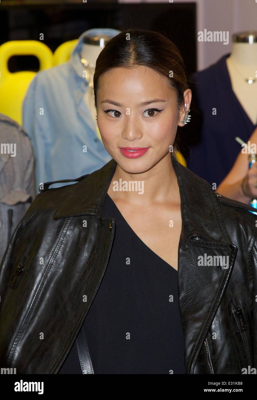 Celebrities attend Eve's listening party for her new album 'Lip Lock ...