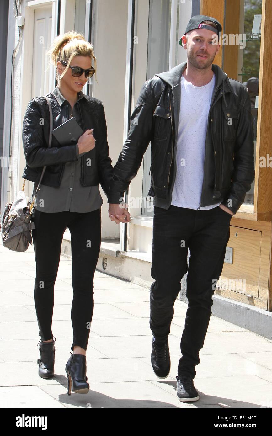 Sarah Harding and her boyfriend Mark Foster walking in Primrose Hill ...