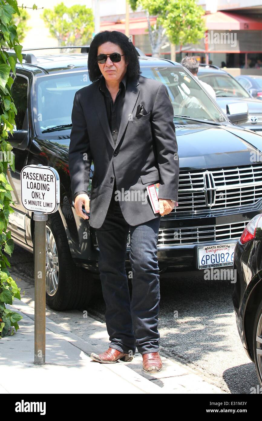 Gene Simmons arrives at The Ivy restaurant on Robertson in West ...