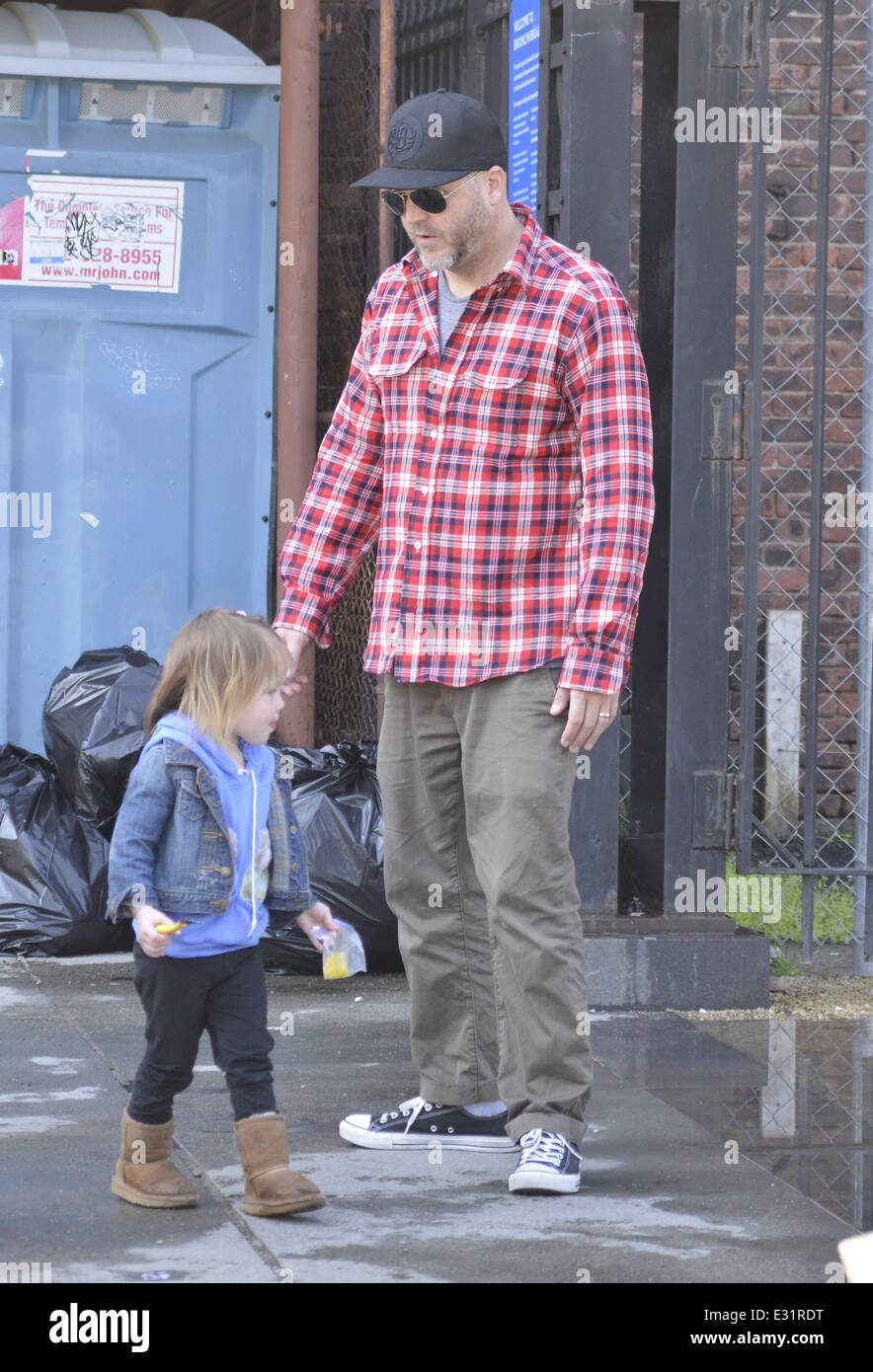 Fred Durst out and about with a friend and some children on Mother's ...