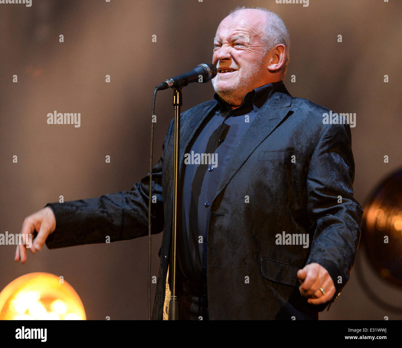 Joe Cocker performs live in concert at the Hammersmith Apollo Where ...