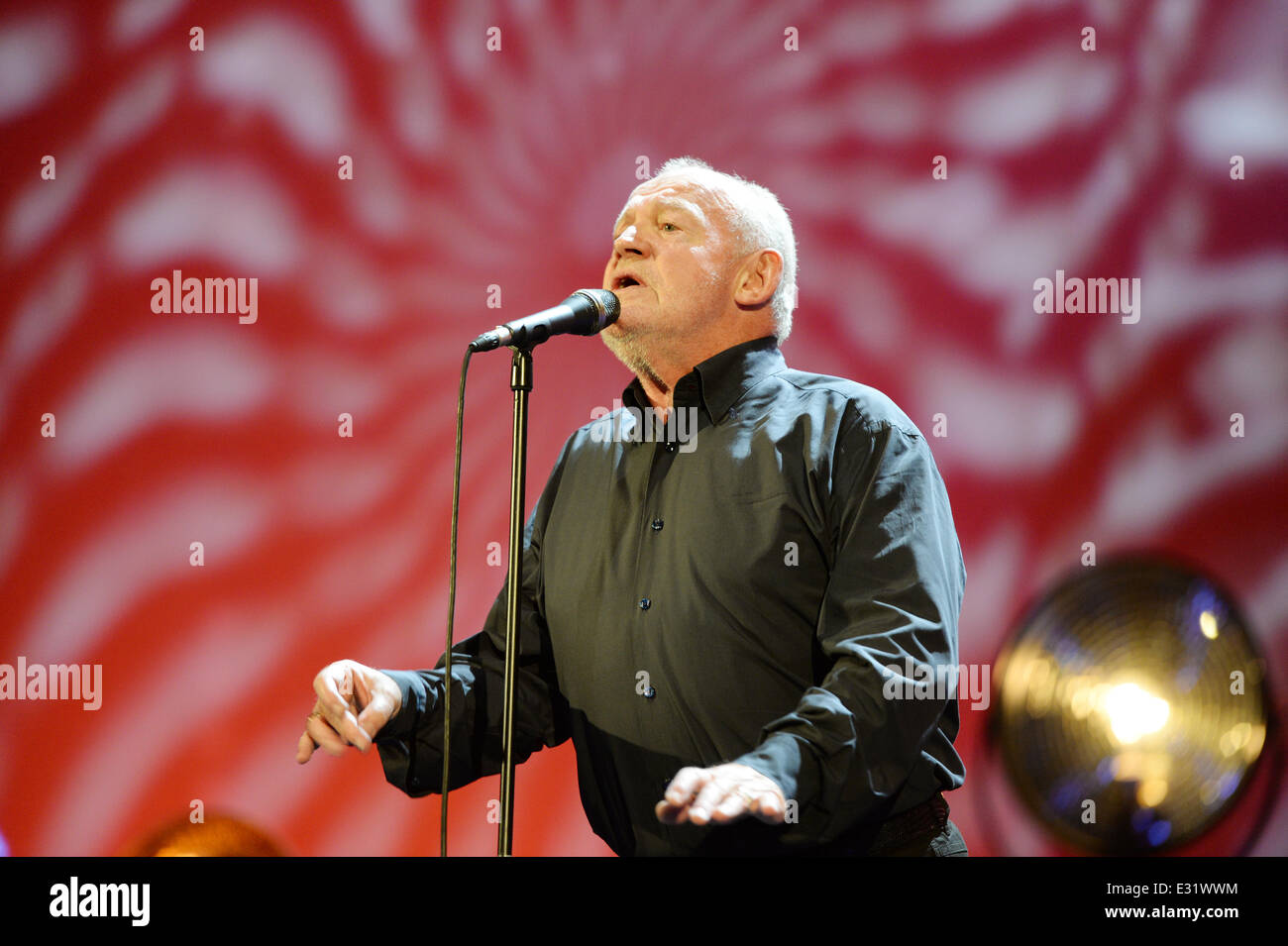 Joe Cocker performs live in concert at the Hammersmith Apollo Where ...