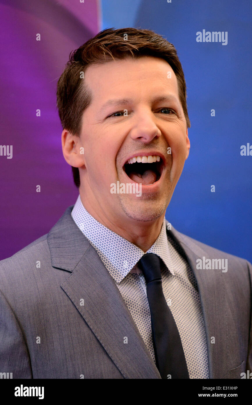 Sean P Hayes