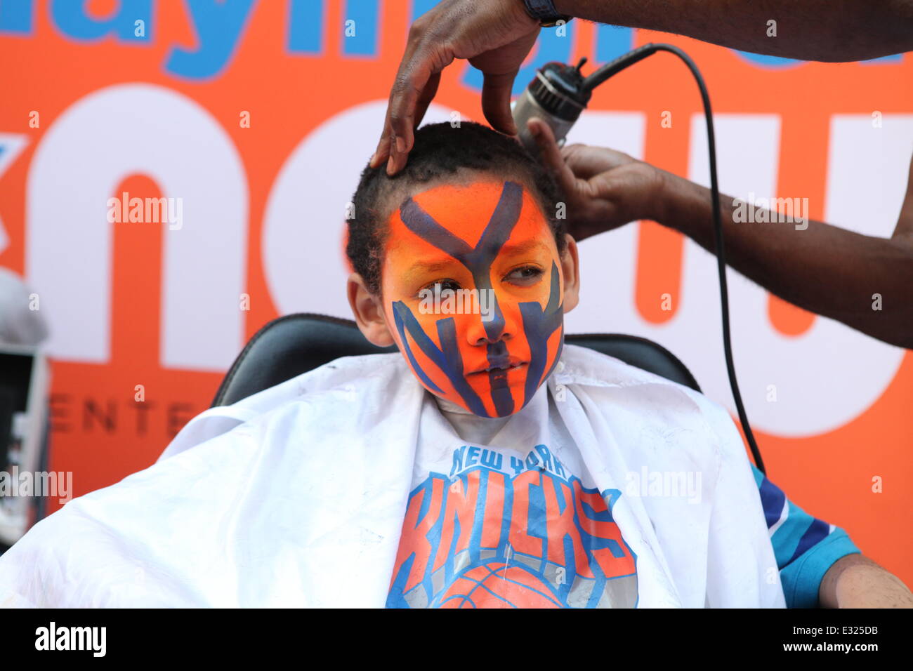 New York Knicks Pre Game Rally Cry Outside Madison Square Garden ...