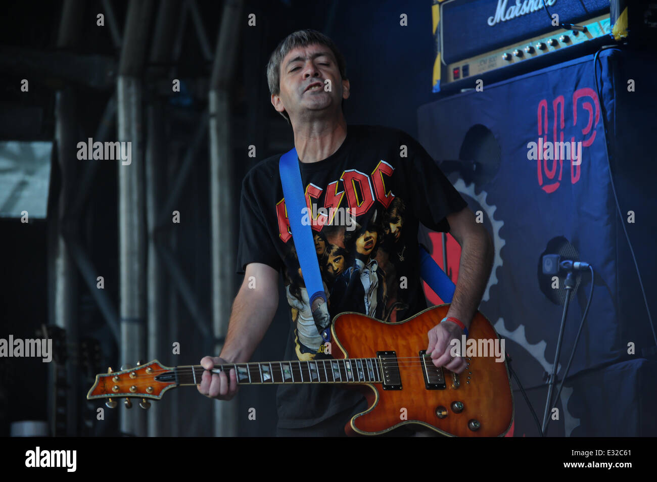 The 2013 Bearded Theory Festival - Day 3 Featuring: Stiff Little ...