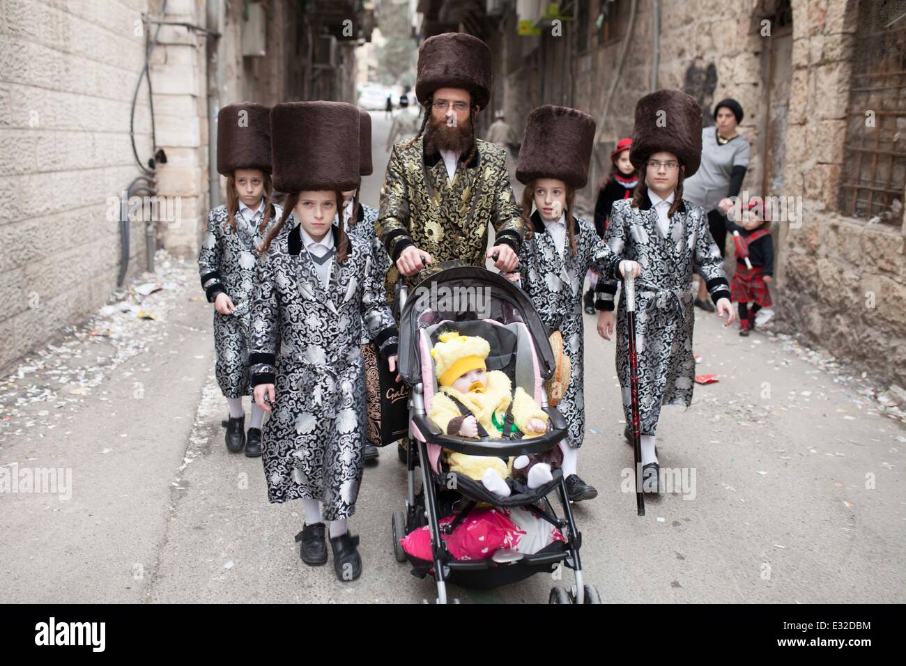 Hassidic Jews High Resolution Stock Photography and Images - Alamy