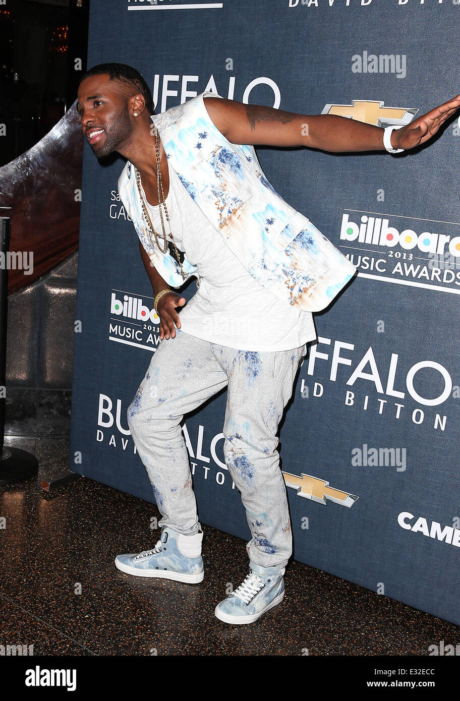 Jason derulo funny hi-res stock photography and images - Alamy