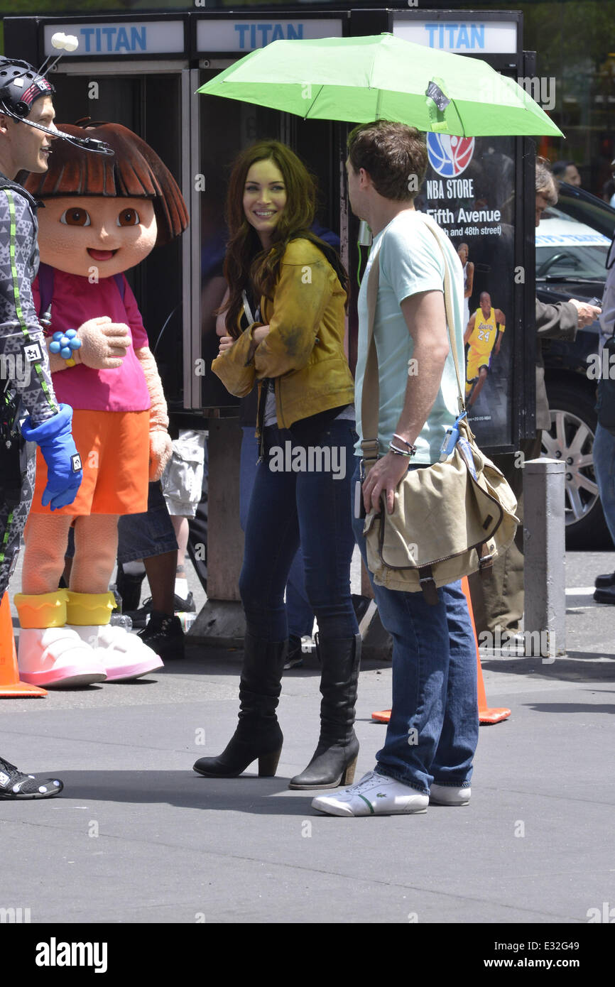 Megan Fox on the set of 'Teenage Mutant Ninja Turtles' Featuring: Megan ...