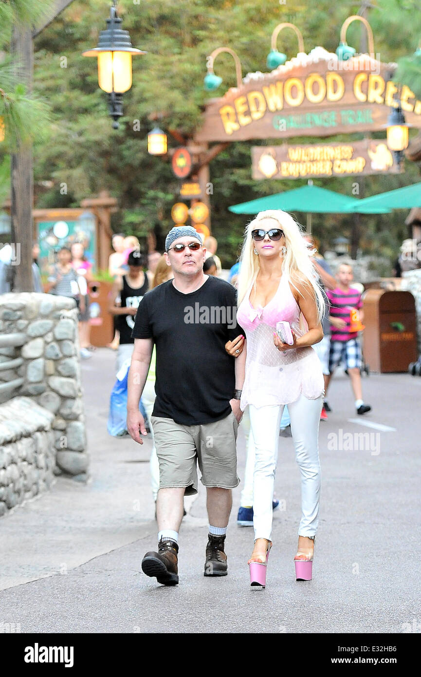 Courtney Stodden and her husband Doug Hutchison celebrate their second ...