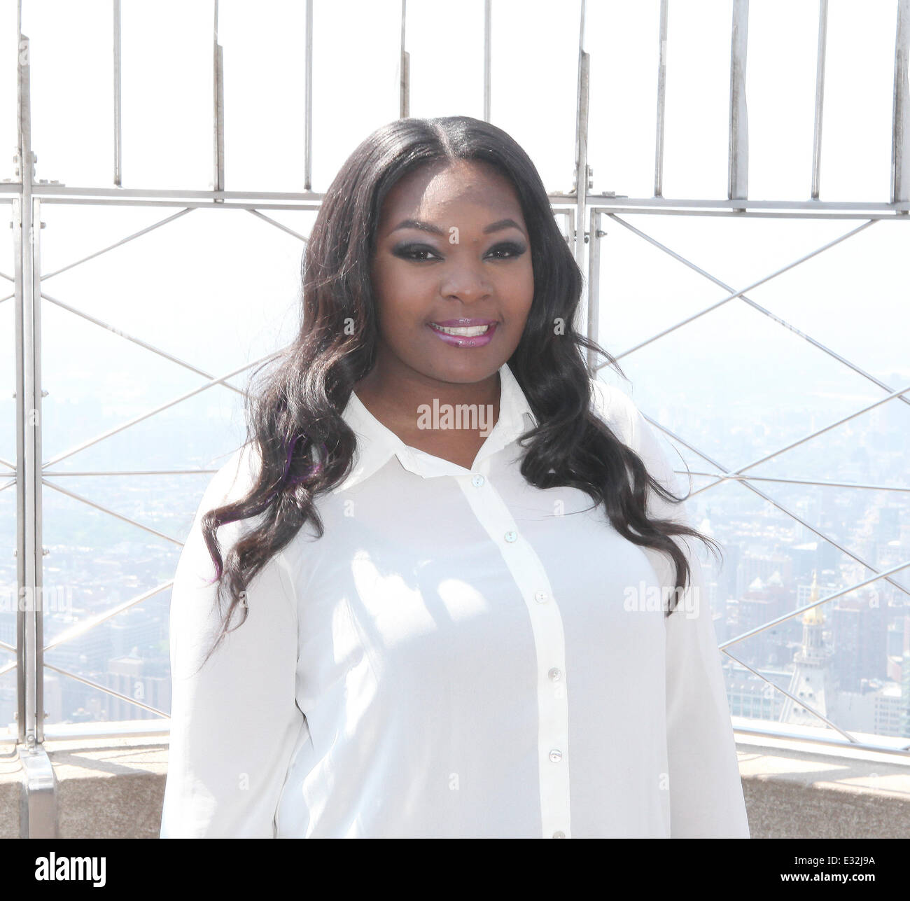 Empire State Building hosts Candice Glover, winner of American Idol's ...