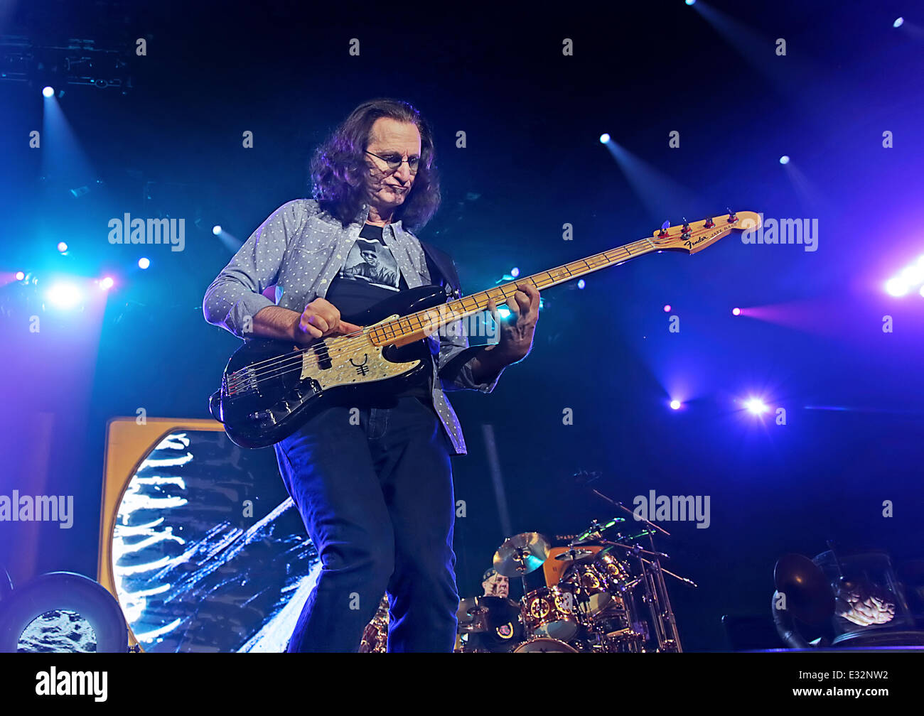 Rush Performing on the first night of Their 'Clockwork Angels' UK Tour ...