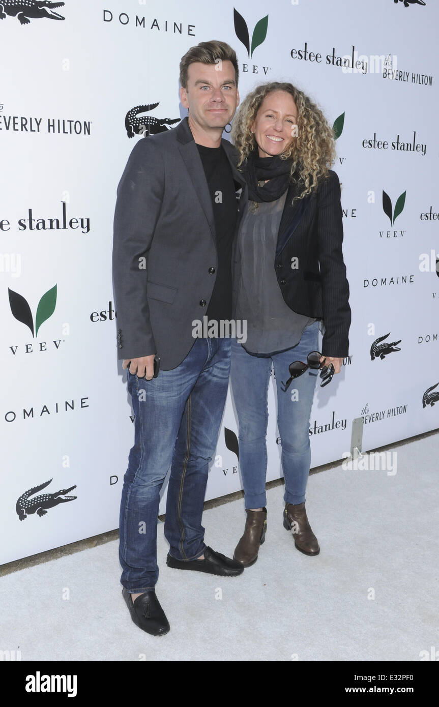 The Beverly Hilton Unveils Redesigned Aqua Star Pool By Estee Stanley ...