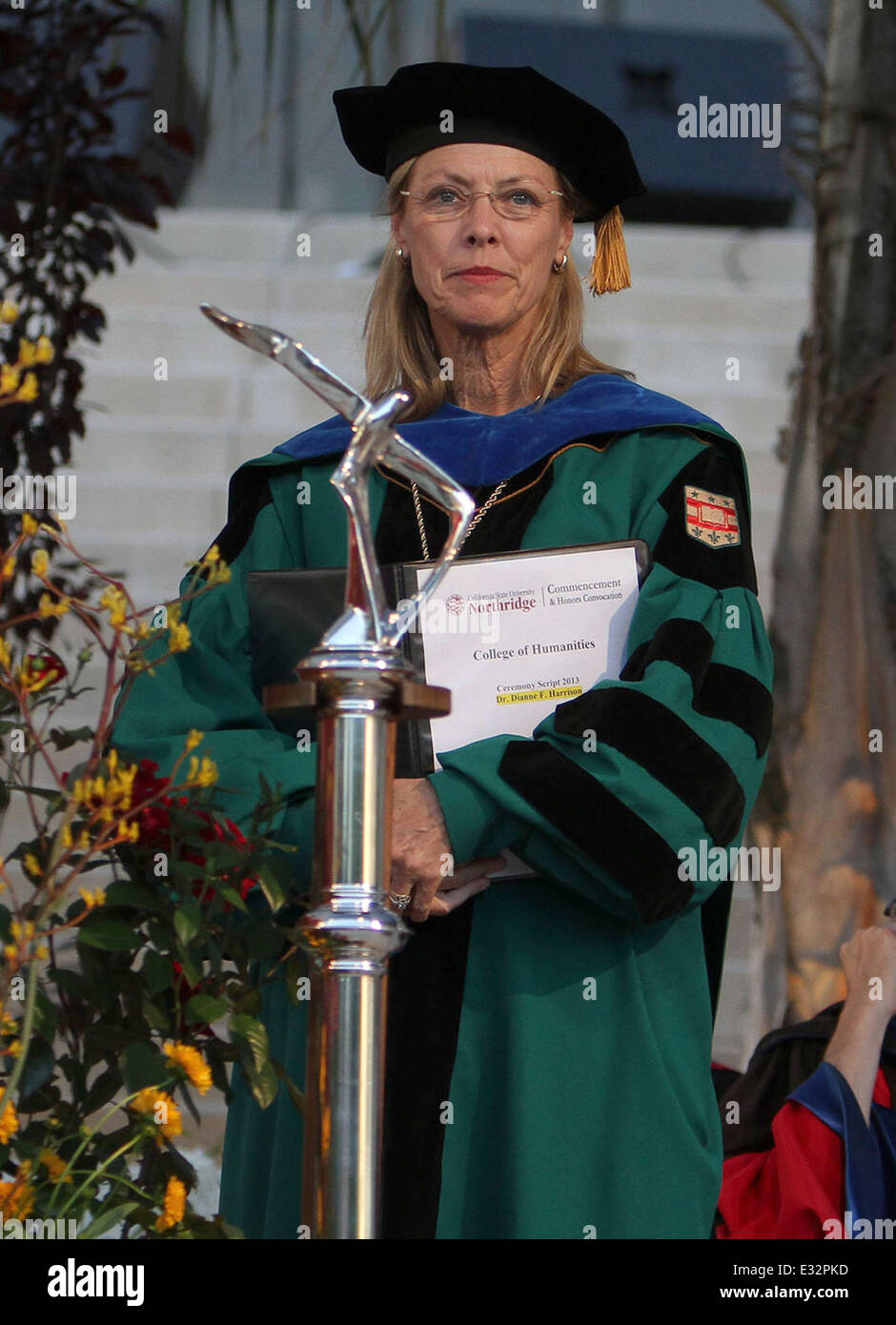 Eva Longoria Graduates with A Master’s degree in Chicano studies with ...