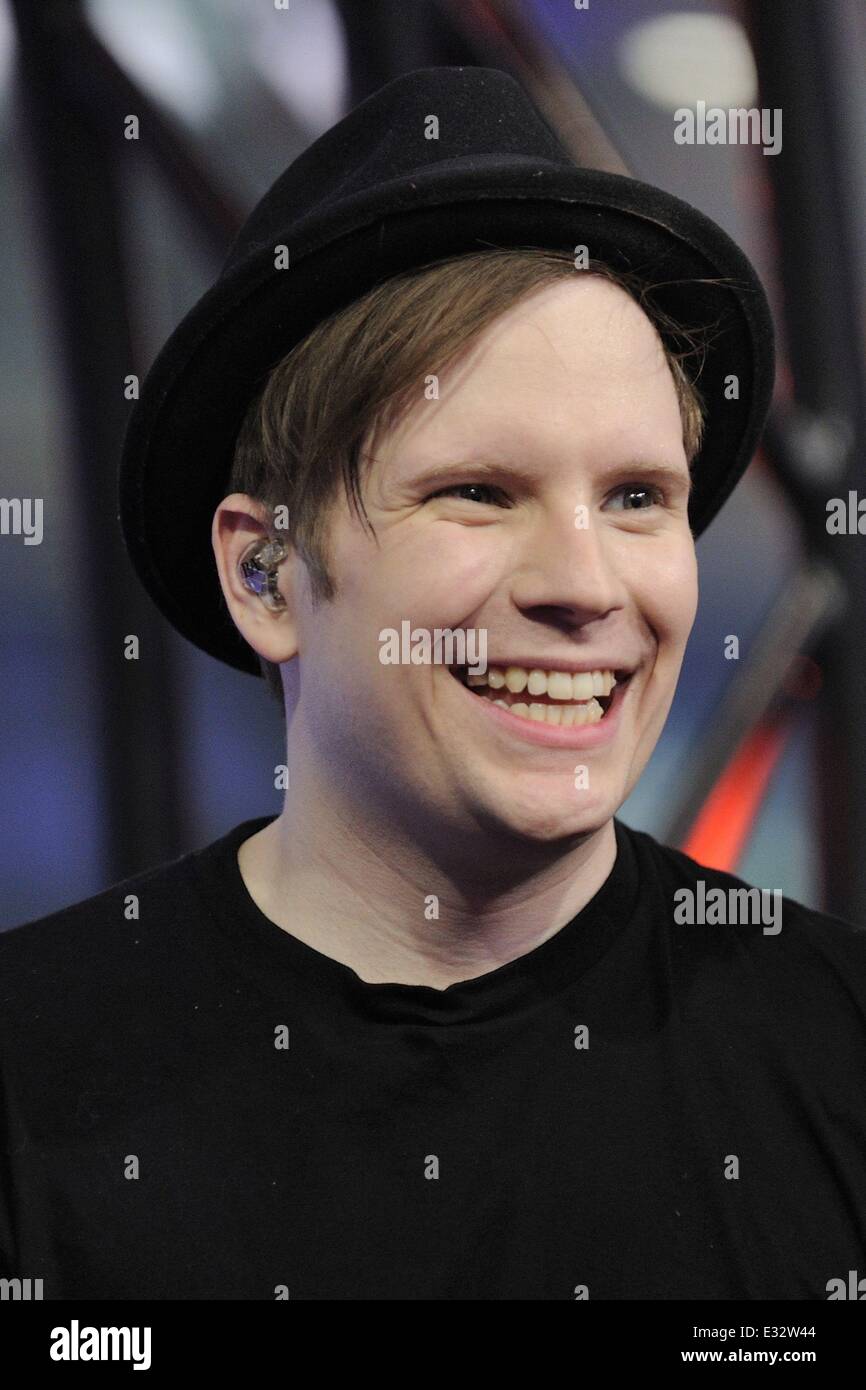 Fall Out Boy interview and performance on LIVE AT MUCH television show ...