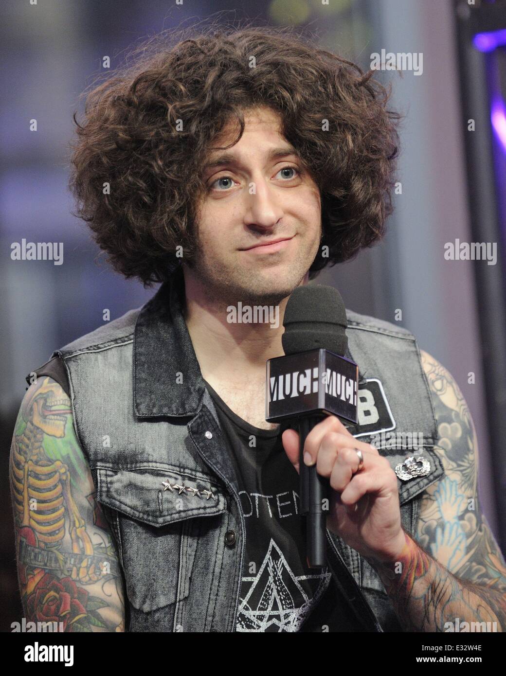 Fall Out Boy interview and performance on LIVE AT MUCH television show ...