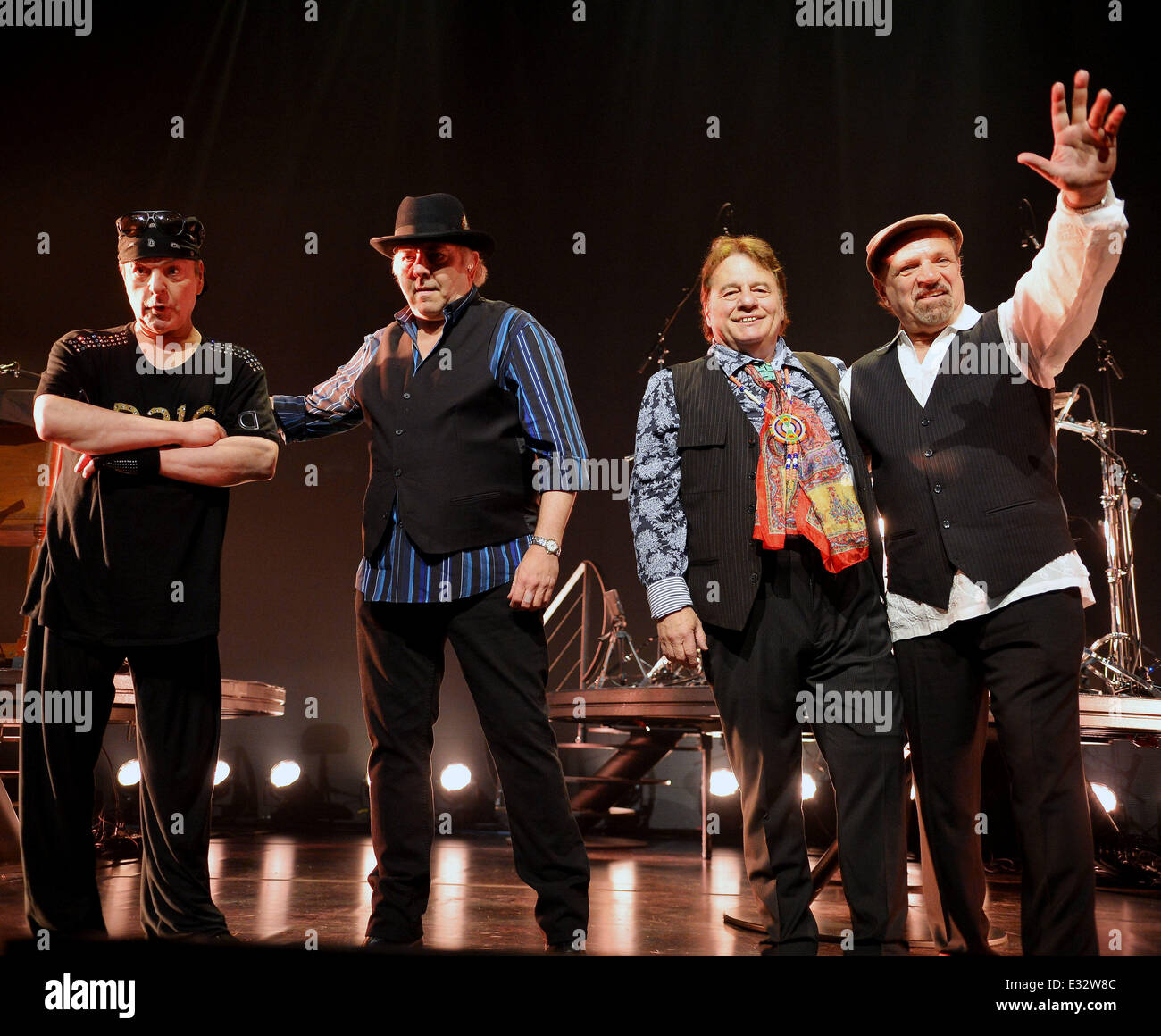 The Rascals soundcheck at Hard Rock Live Featuring: Dino Danelli,Gene ...