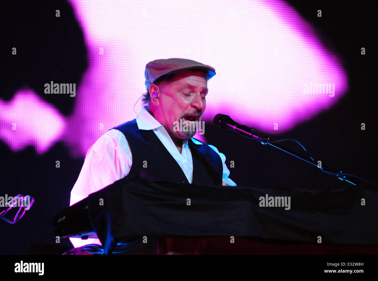 The Rascals soundcheck at Hard Rock Live Featuring: Felix Cavaliere ...