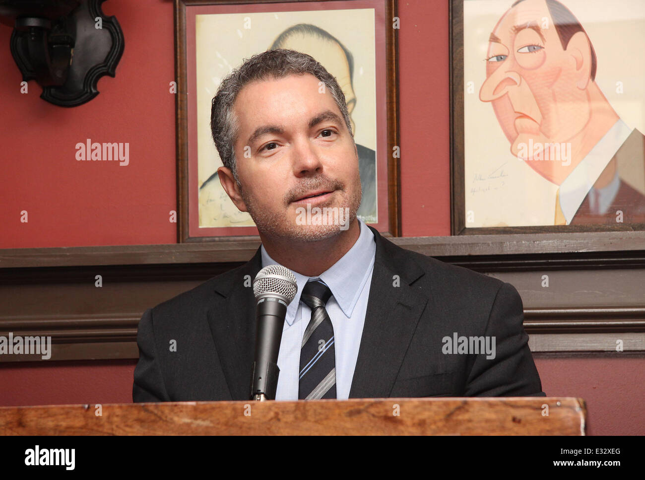 Threatrica hi-res stock photography and images - Alamy